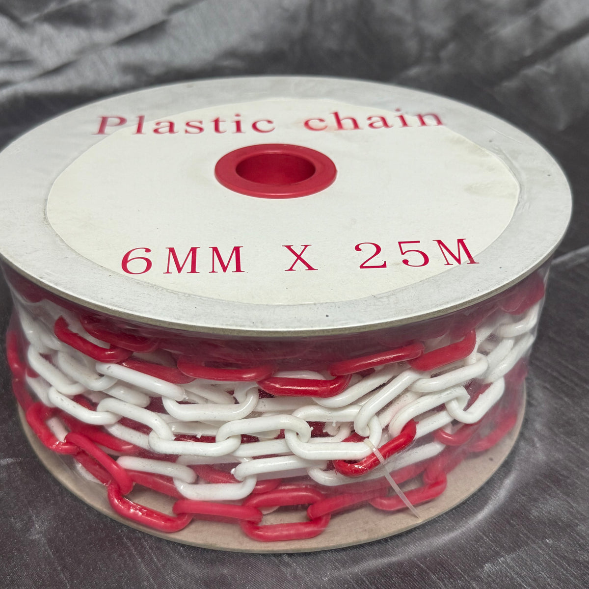 6mm x 25m Red/White Plastic Safety Chain Barrier Chain Crowd Control A ...